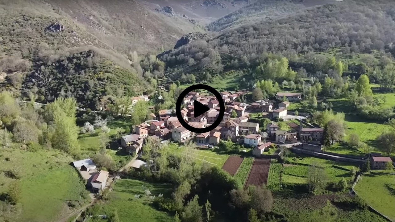 Así fue el reportaje sobre Corniero en 'De ruta con Meji' Así fue el reportaje sobre Corniero en 'De ruta con Meji'